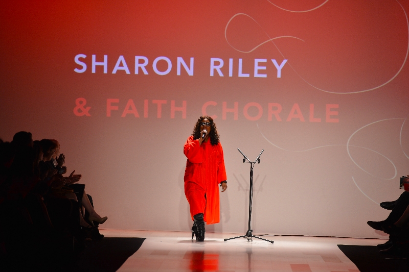 Prezentarea anuala de moda The Heart Truth Fashion Show 2013 – Victoria ...